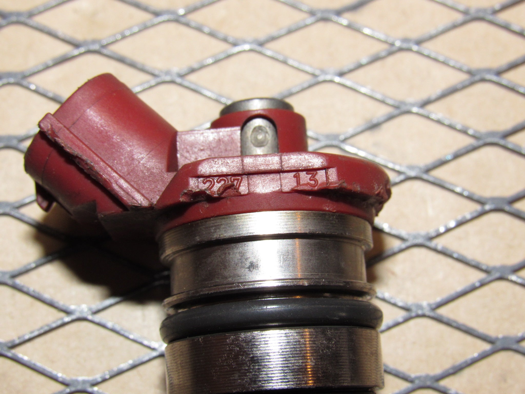 93 94 95 Mazda RX7 OEM Secondary Fuel Injector – Autopartone.com