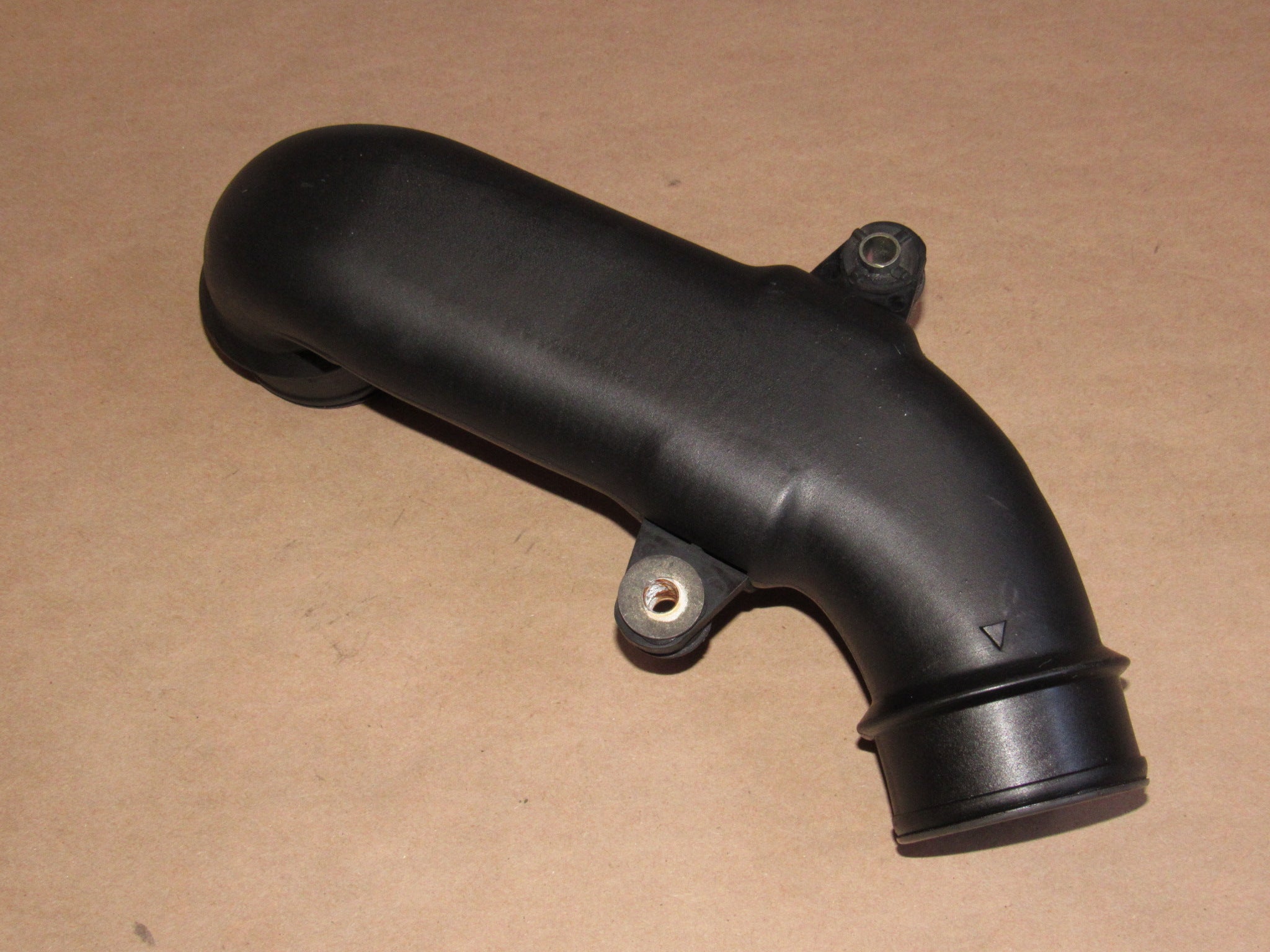 93 94 95 Mazda RX7 OEM Intake Air Duct Pipe – Autopartone