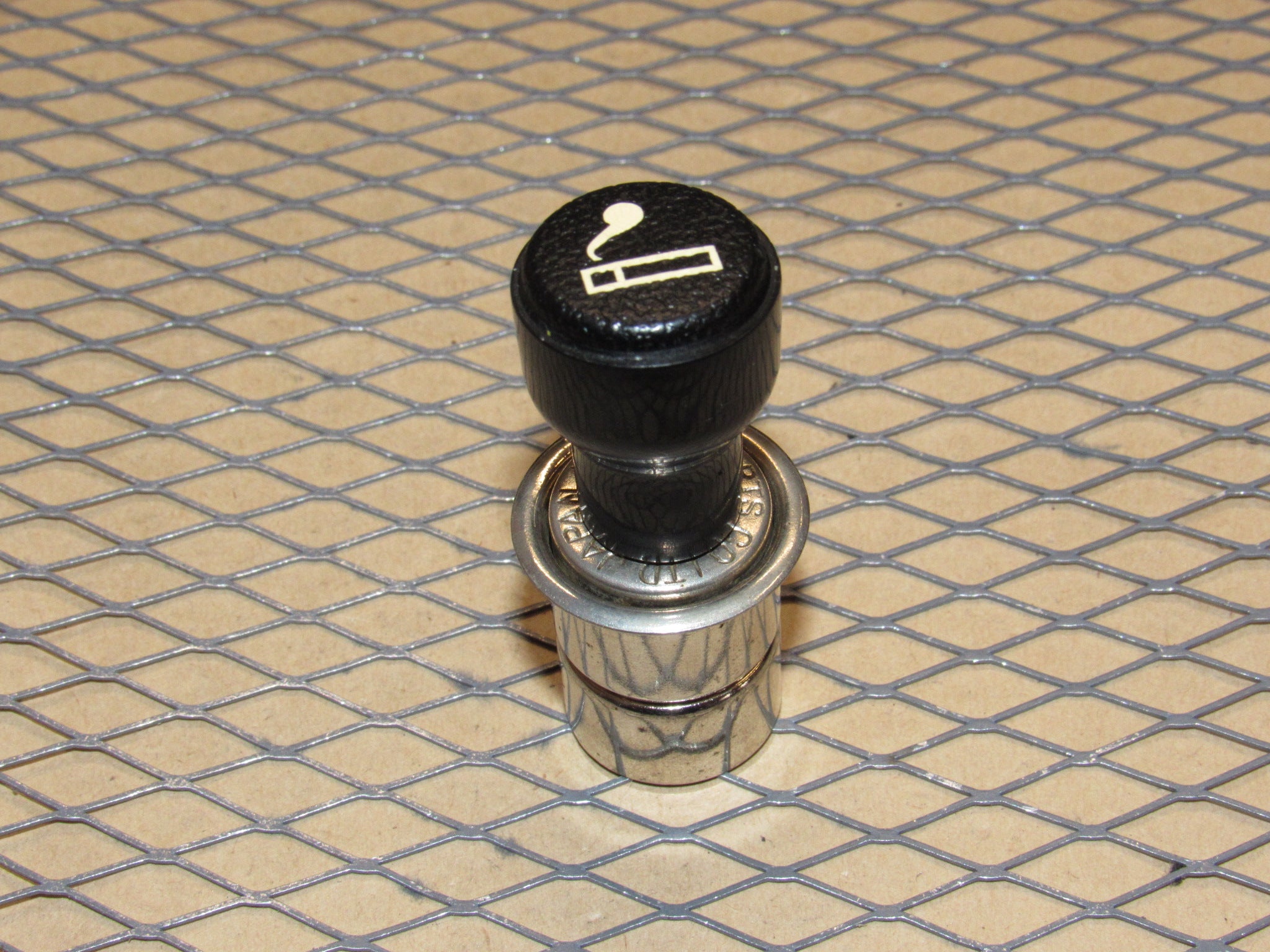 84 85 86 87 88 89 Nissan 300zx OEM Dash 12v 12 Volt Lighter – Autopartone