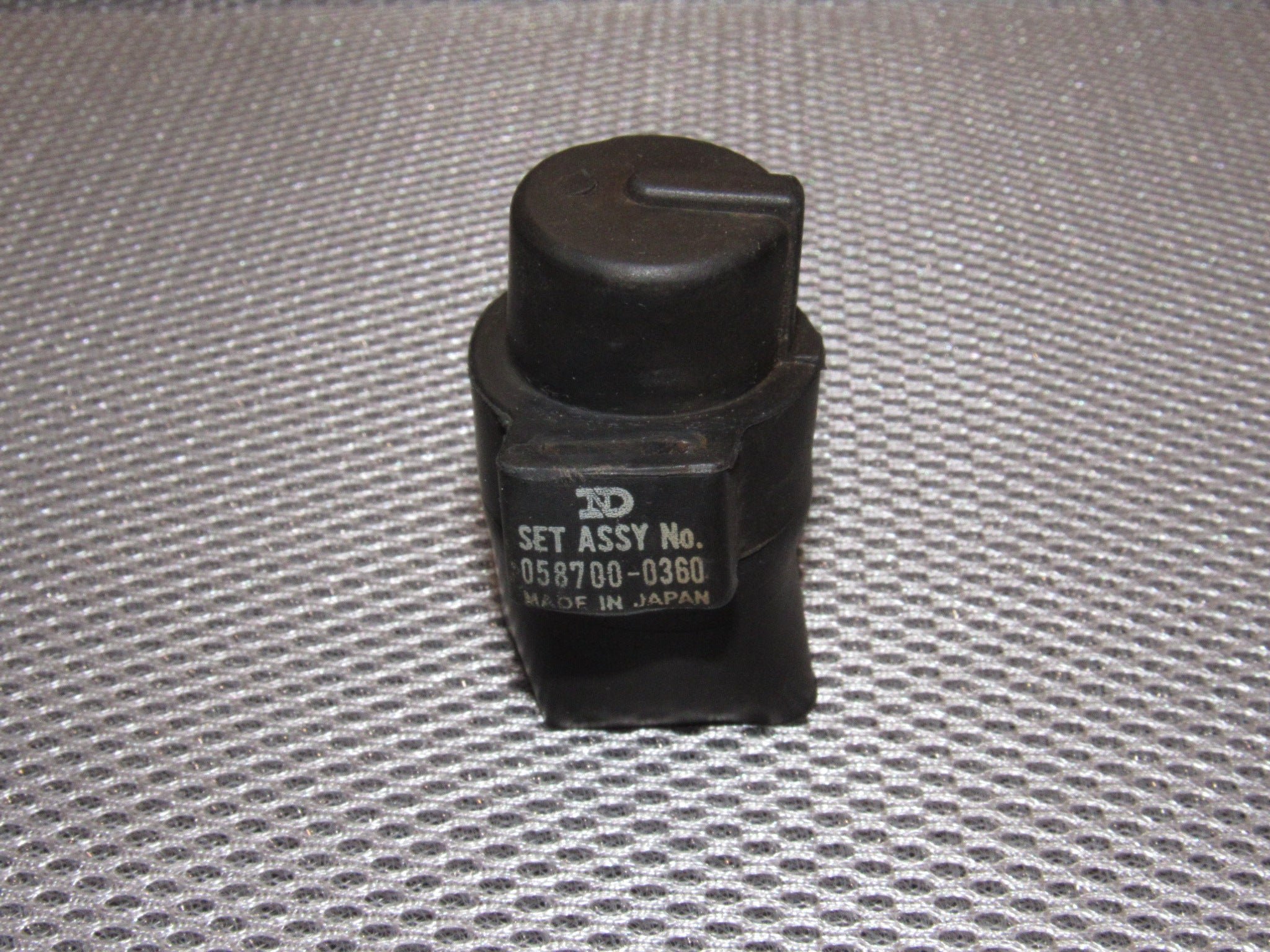 82 83 84 85 Toyota Supra OEM Relay Holder Boot Cover 058700-0360 ...