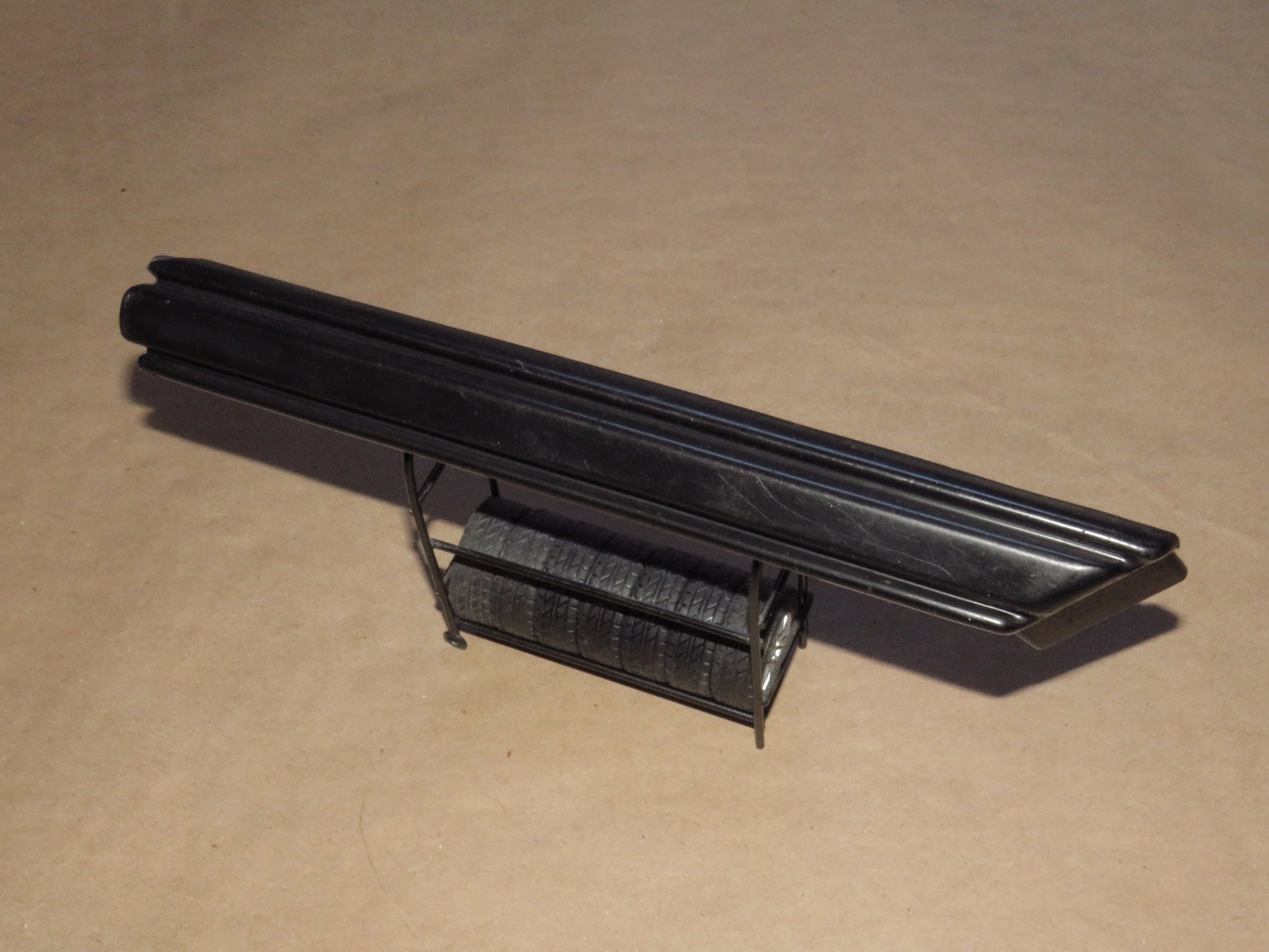 84 85 Pontiac Fiero OEM Front Fender Moulding - Right – Autopartone