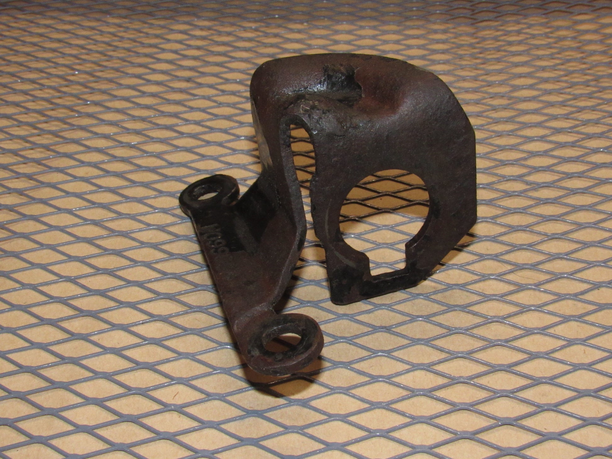 93-02 Pontiac Firebird OEM A/T Shifter Cable Holder Retainer Mounting ...