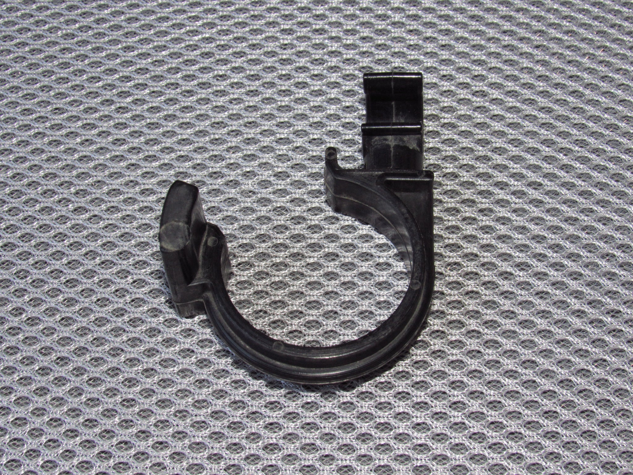88-91 Honda CRX OEM Radiator Hose Retainer Holder Clip – Autopartone