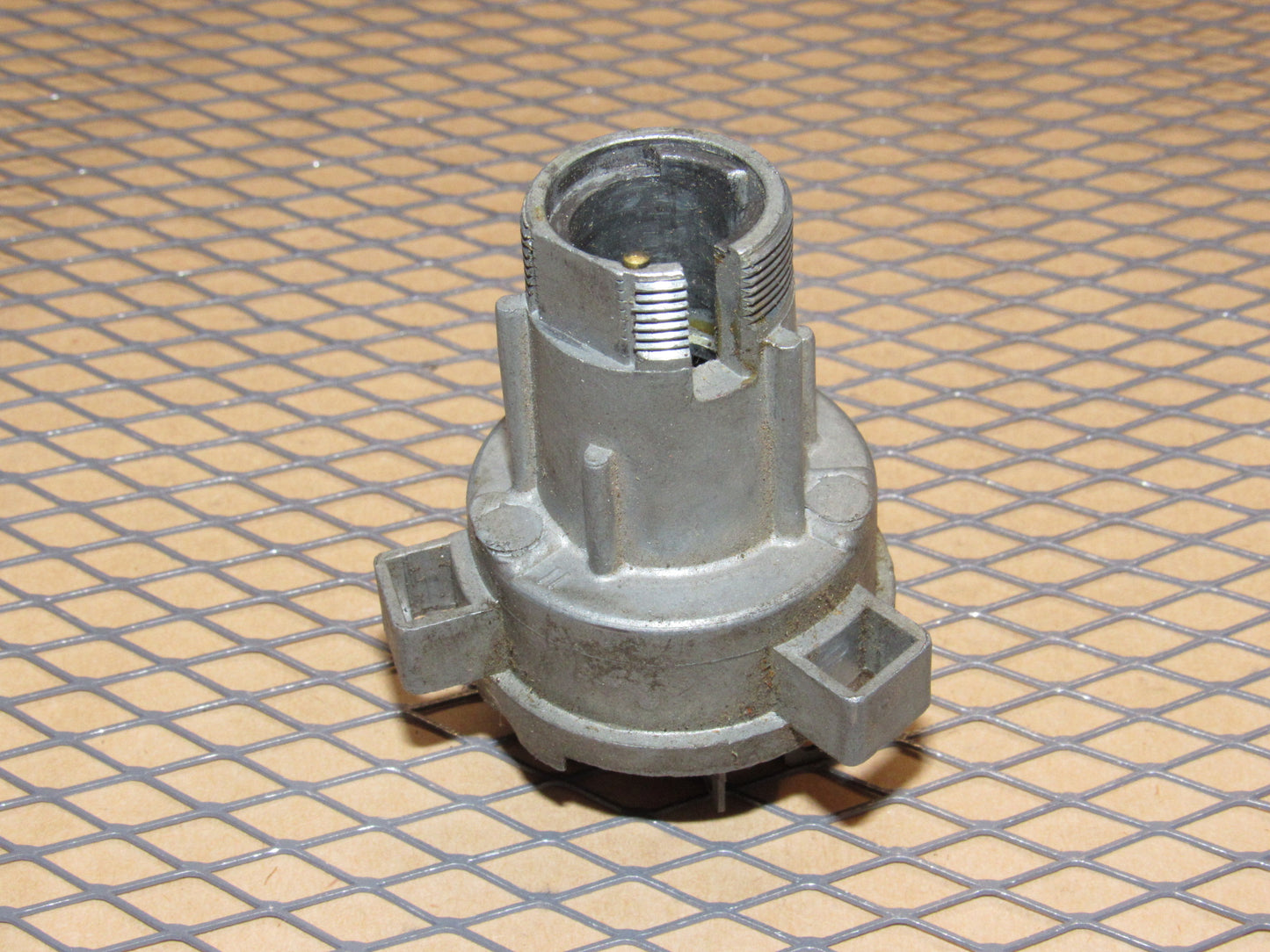 68 Chevrolet Camaro Ignition Switch – Autopartone