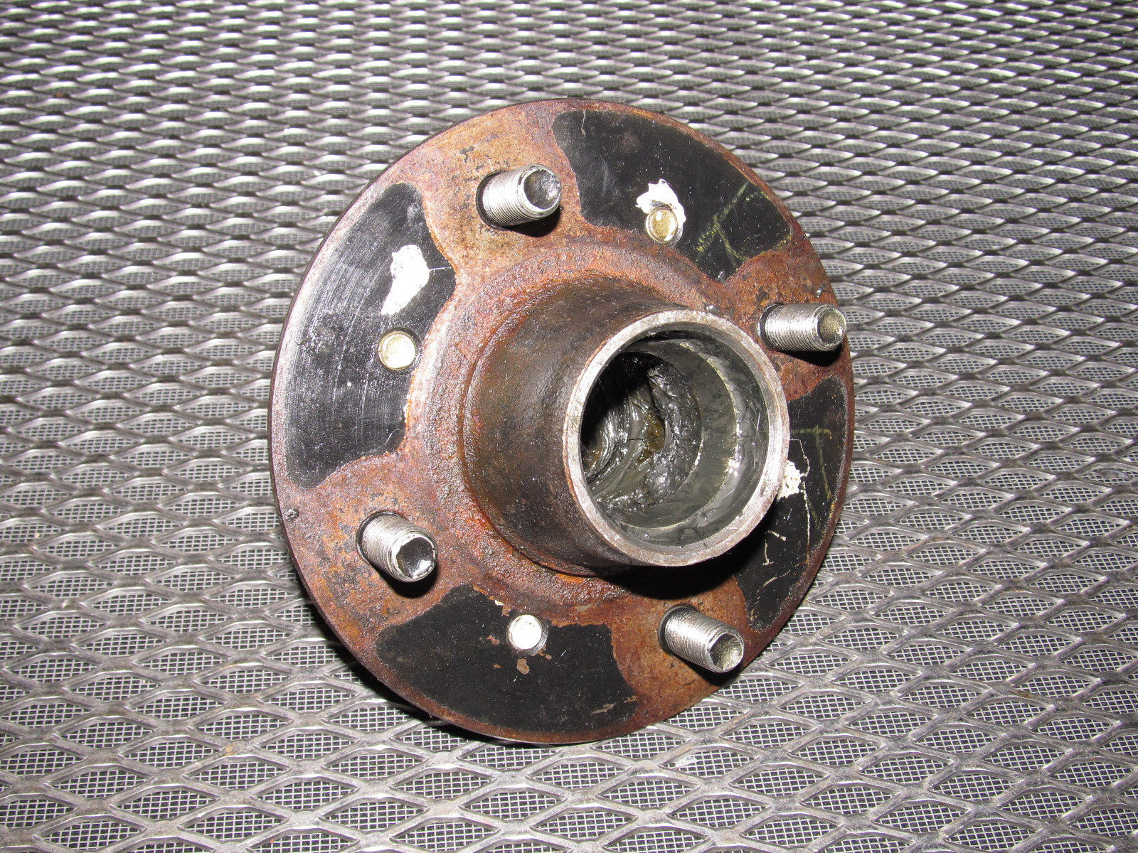 81 82 83 Datsun 280zx OEM Front Wheel Hub – Autopartone