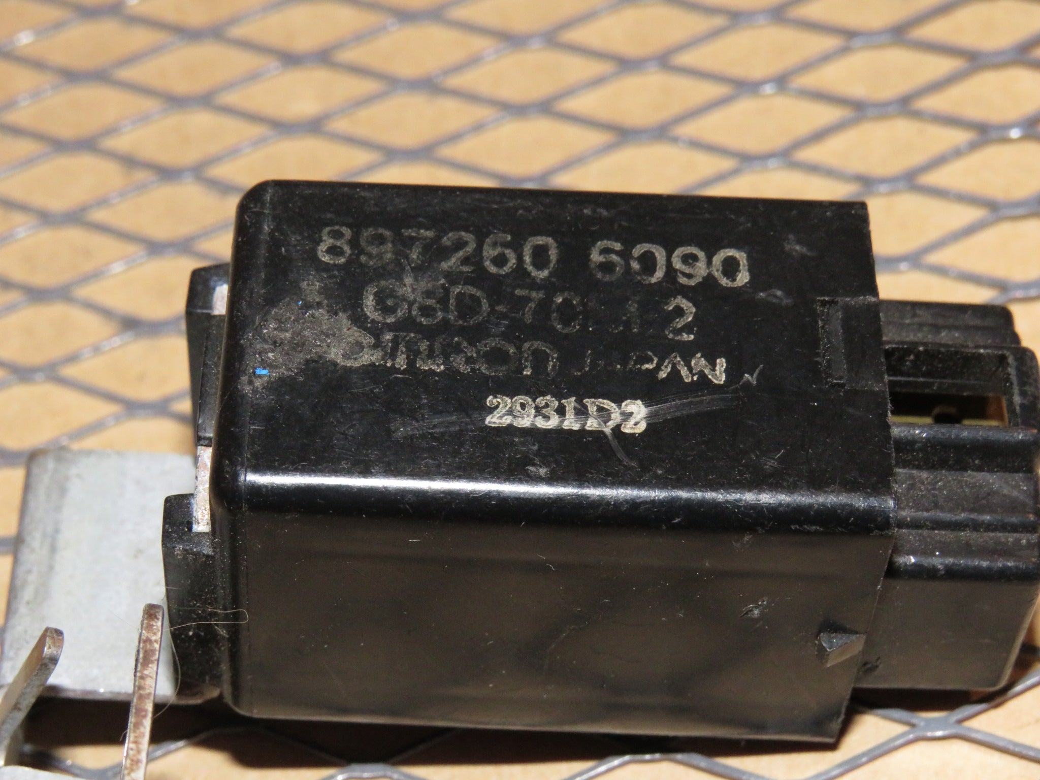 98 99 00 01 02 Isuzu Rodeo OEM Timer Relay 897260 6090 – Autopartone.com