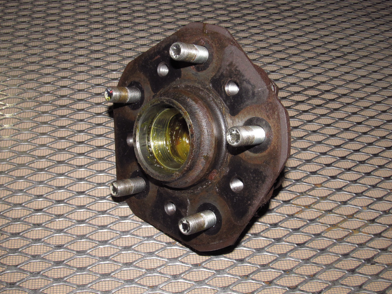 87 88 89 Nissan 300zx OEM Front Wheel Hub – Autopartone