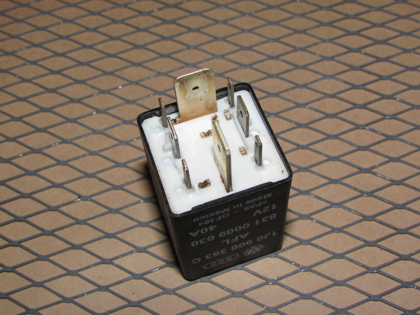 Audi & Volkswagen Relay (409) 1J0 906 383 C – Autopartone