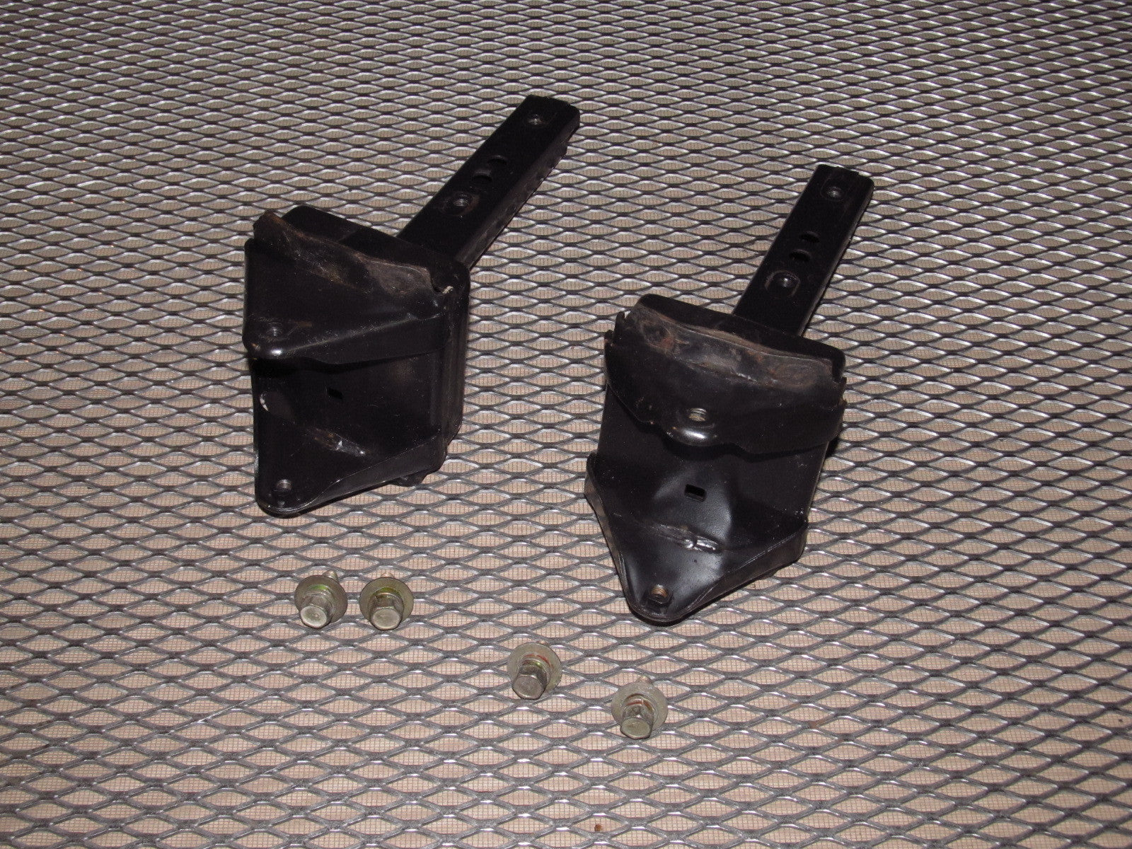 97 98 99 Mitsubishi Eclipse OEM Bumper Reinforcement Bracket - Front S ...