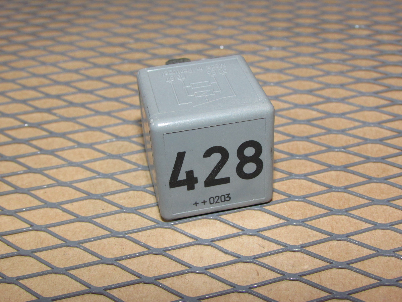 Audi & Volkswagen Relay (428) 1J0 906 381B – Autopartone