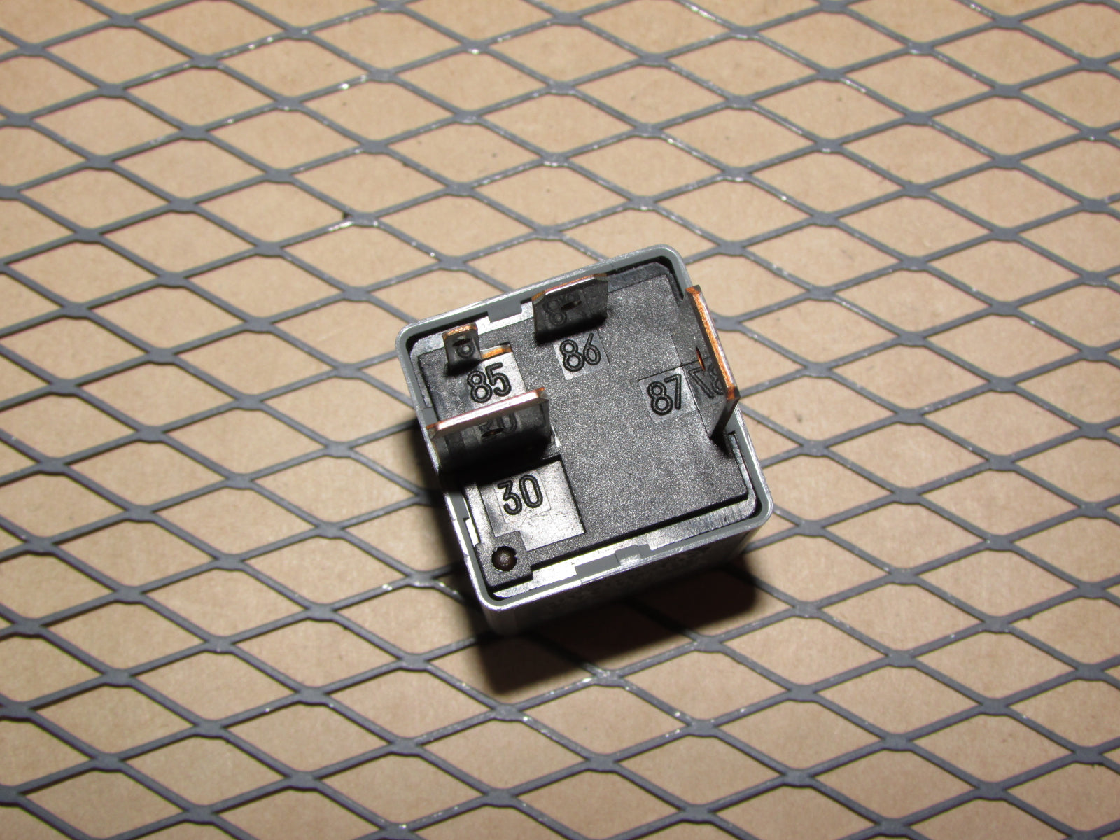 Audi & Volkswagen Relay (428) 1J0 906 381B – Autopartone