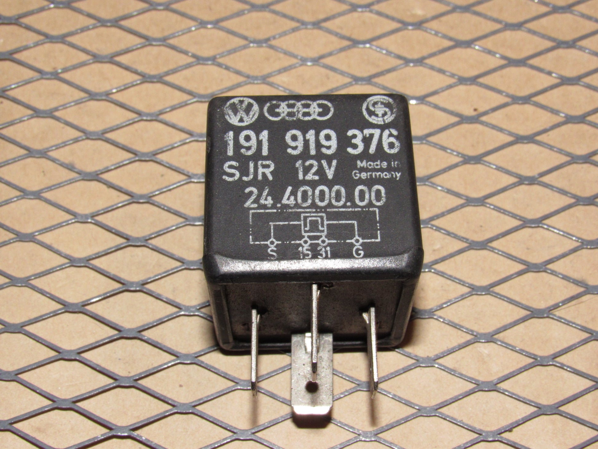 Audi & Volkswagen Relay (43) 191 919 376 – Autopartone