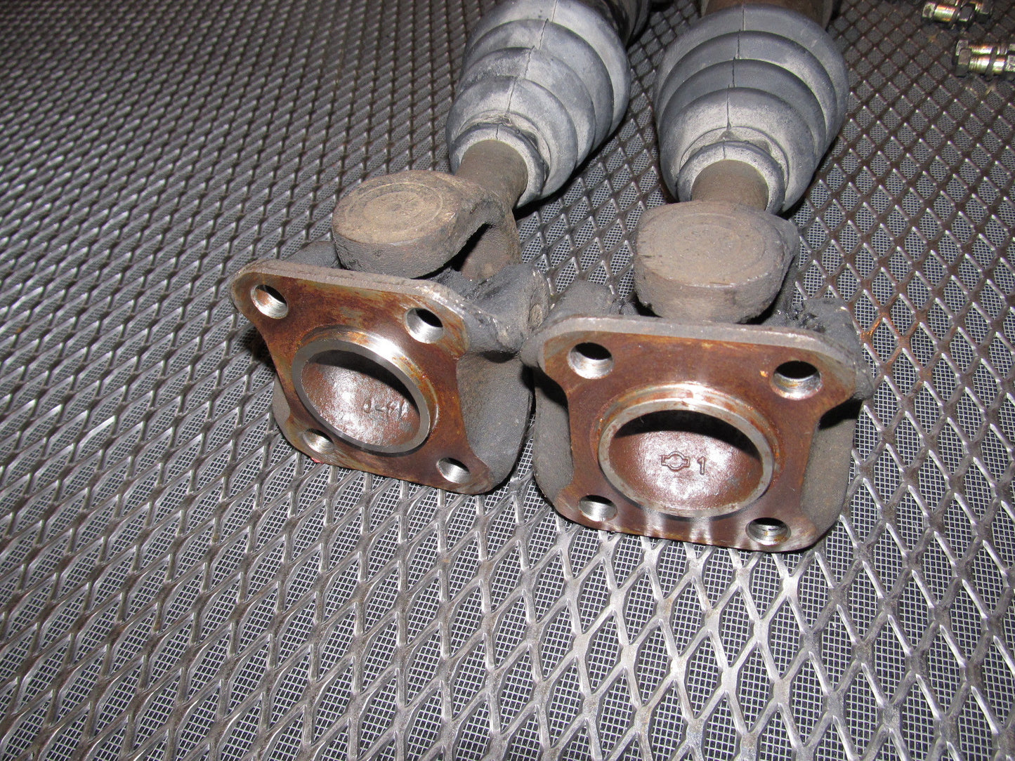 81 82 83 Datsun 280zx OEM Drive Axle Set – Autopartone