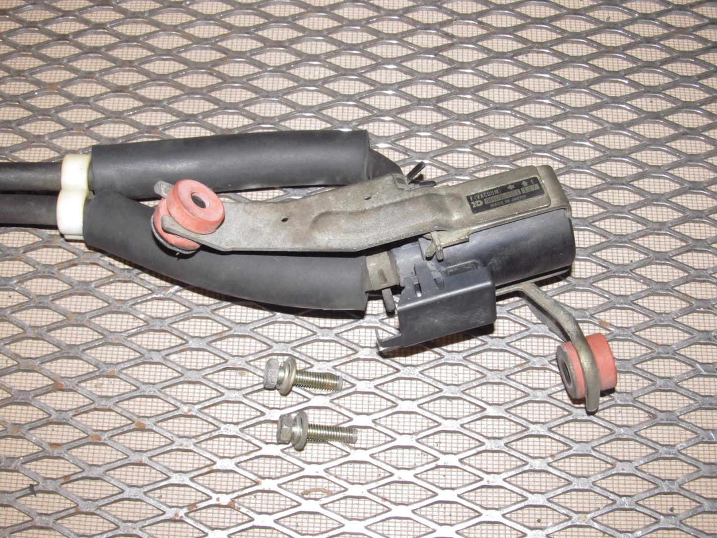 85 86 Toyota MR2 OEM Idle VSV Switch Vacuum Solenoid Valve – Autopartone