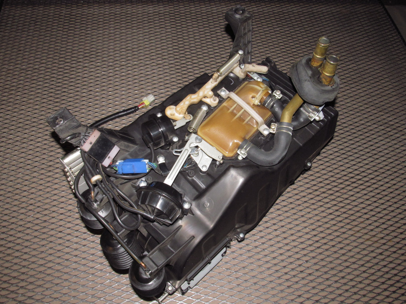 87 88 89 Nissan 300zx OEM Heater Core Unit & Box – Autopartone.com