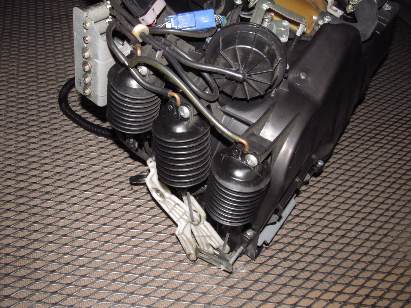 87 88 89 Nissan 300zx OEM Heater Core Unit & Box – Autopartone.com