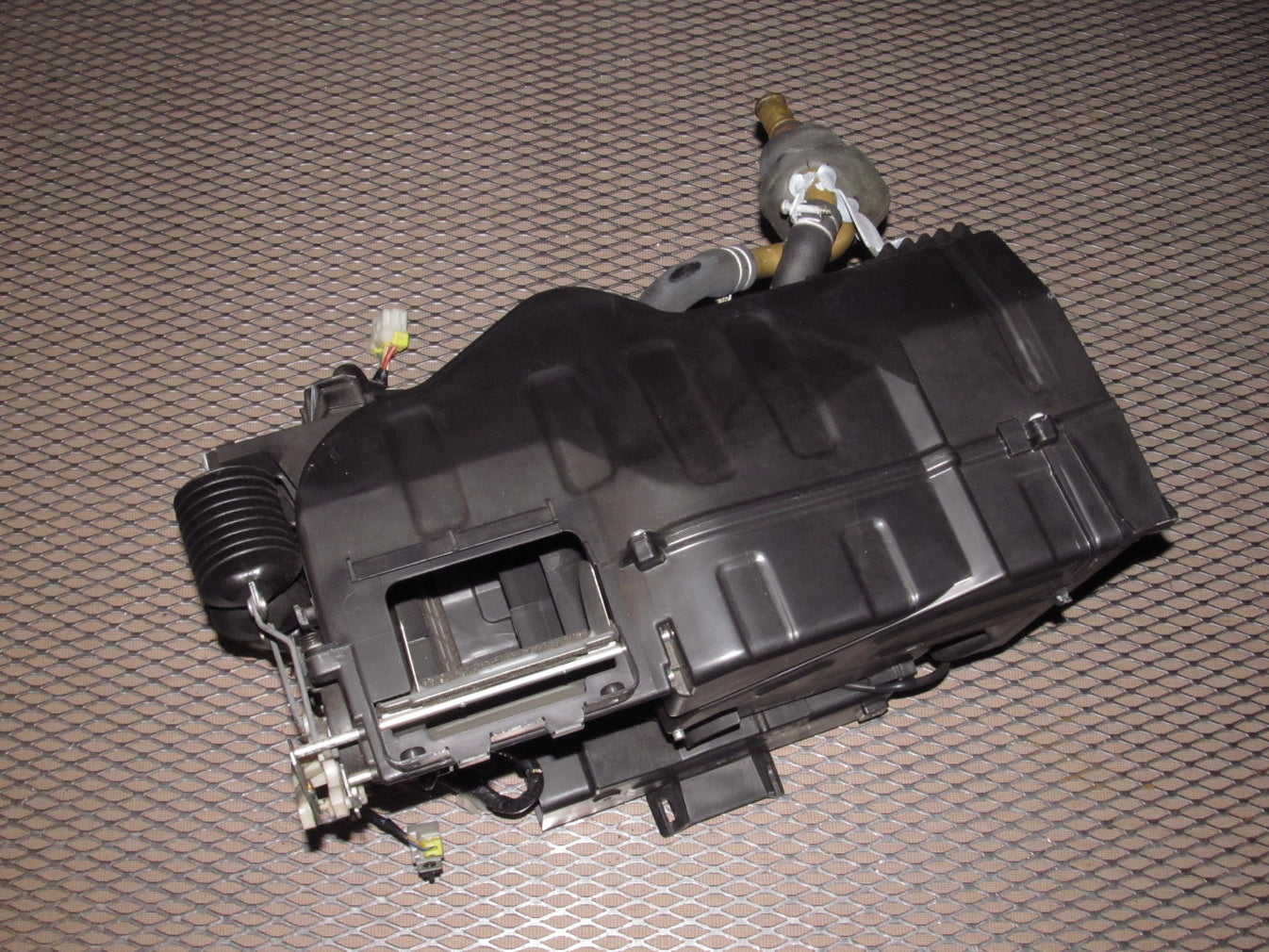 87 88 89 Nissan 300zx OEM Heater Core Unit & Box – Autopartone.com