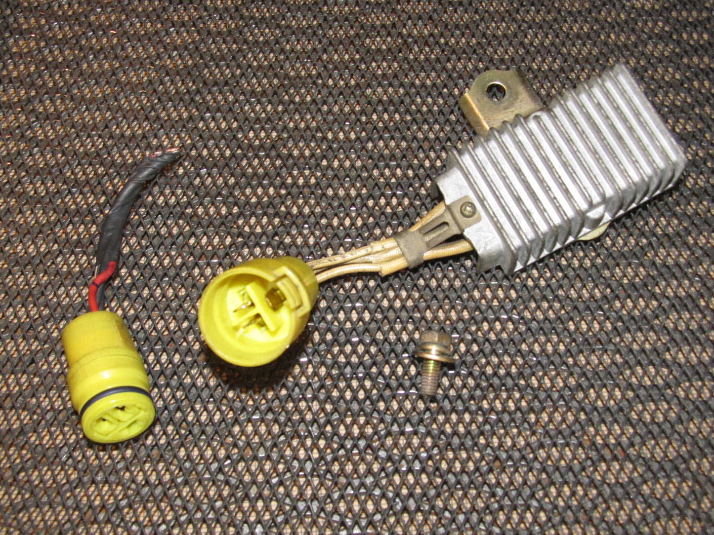 85 86 Toyota MR2 OEM Fuel Pump Injector Resistor - 28515-52010 ...