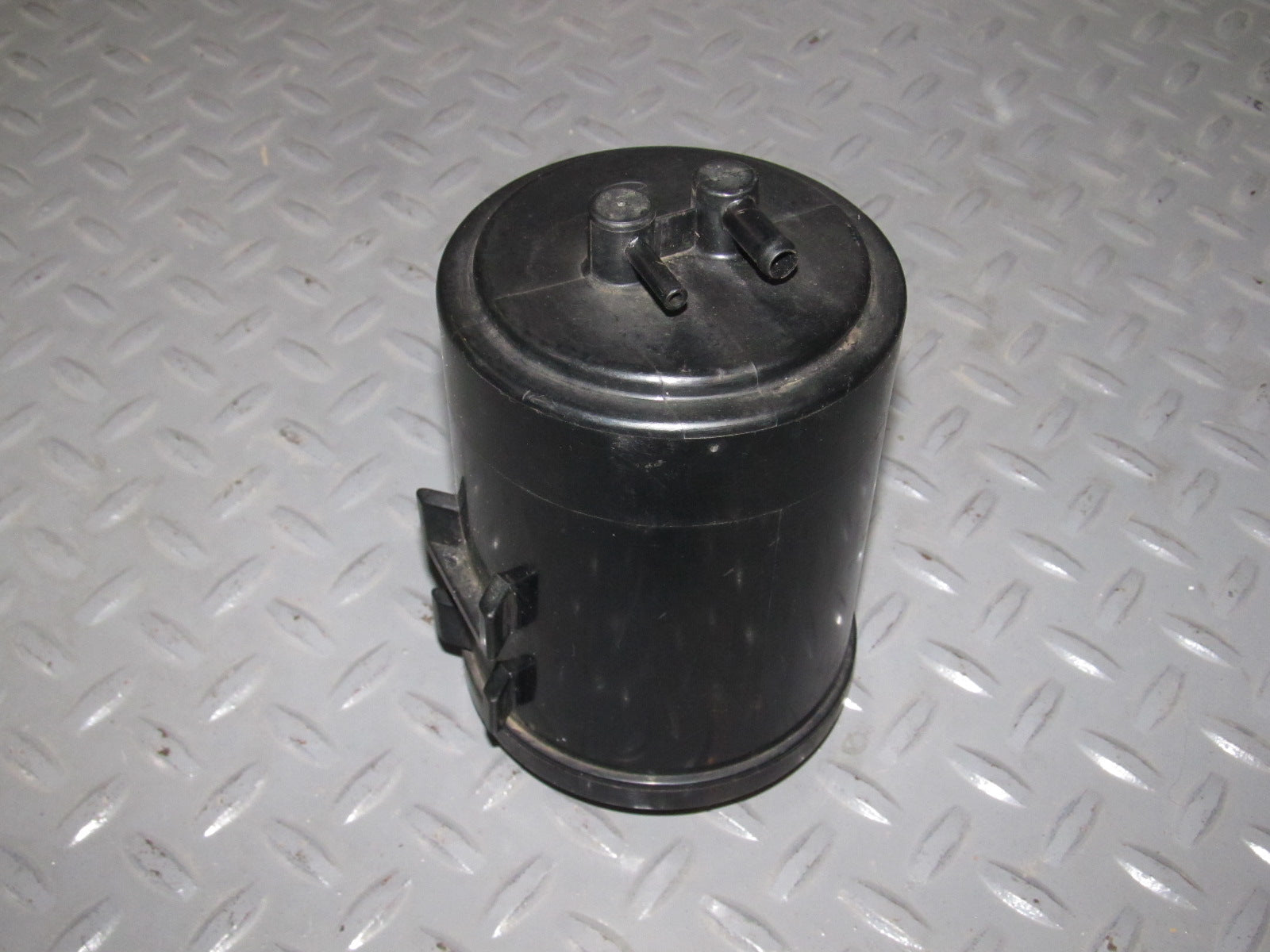 86 87 88 Mazda RX7 OEM Fuel Emission Evap Purge Charcoal Canister Tank ...