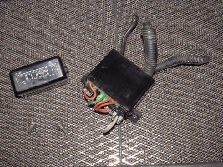 88 89 Nissan 300zx OEM Engine Fuse Relay Linkage Box – Autopartone