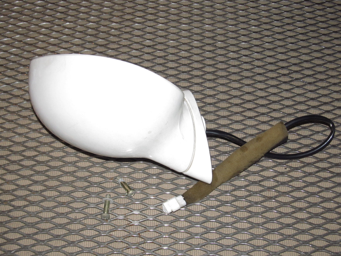 94 95 96 97 Mazda Miata OEM Exterior Side Mirror - Right – Autopartone