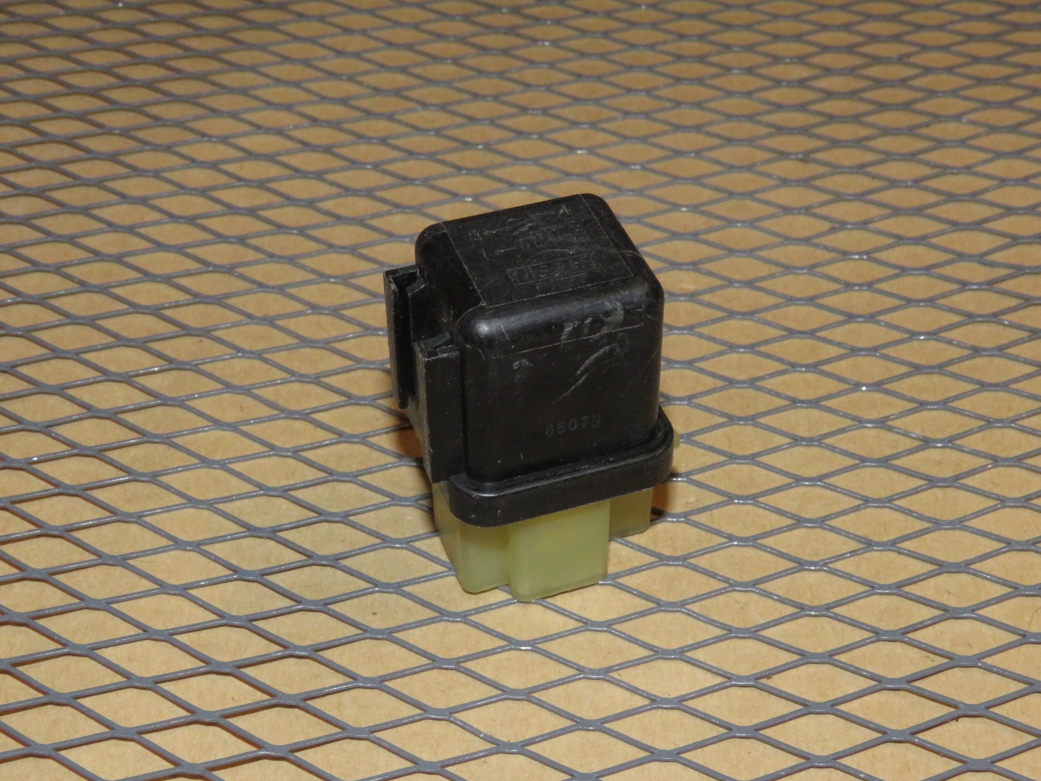 Nissan & Infiniti Relay 25230 79972 – Autopartone