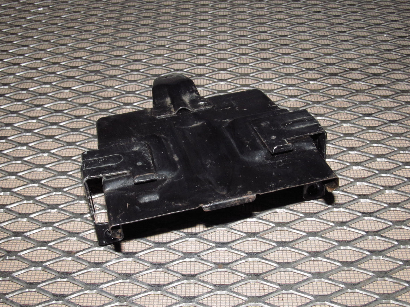 81-83 Mazda RX7 OEM Dash Ash Tray Bracket – Autopartone