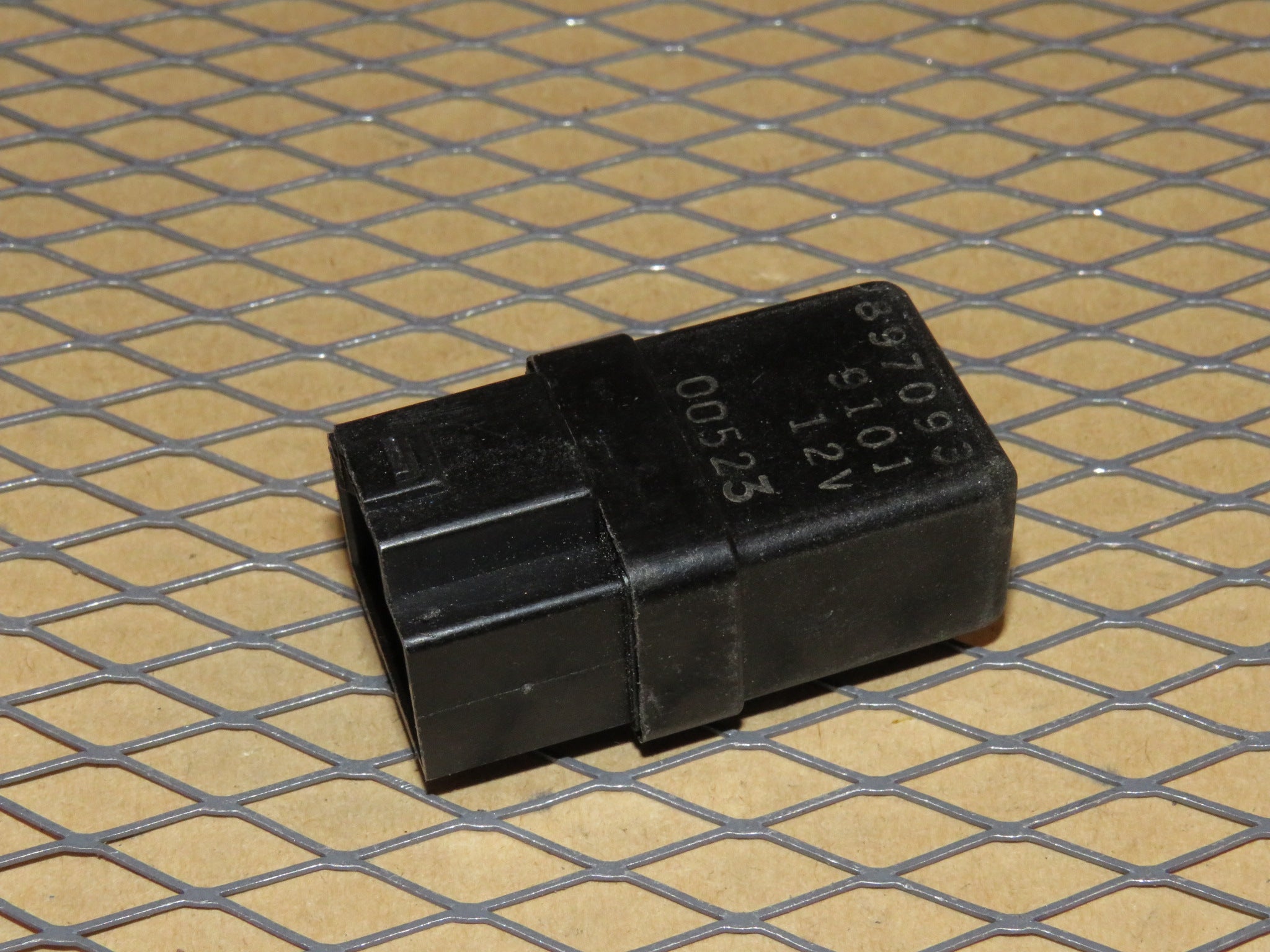 Isuzu Relay 897093 9101 – Autopartone.com