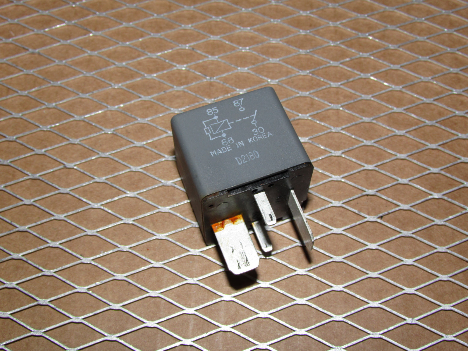 Chrysler Relay 04692139AA – Autopartone