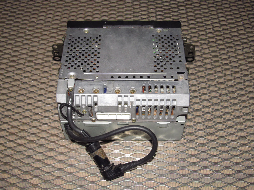 91 92 93 94 95 Toyota MR2 OEM Radio Cassette & CD Player – Autopartone