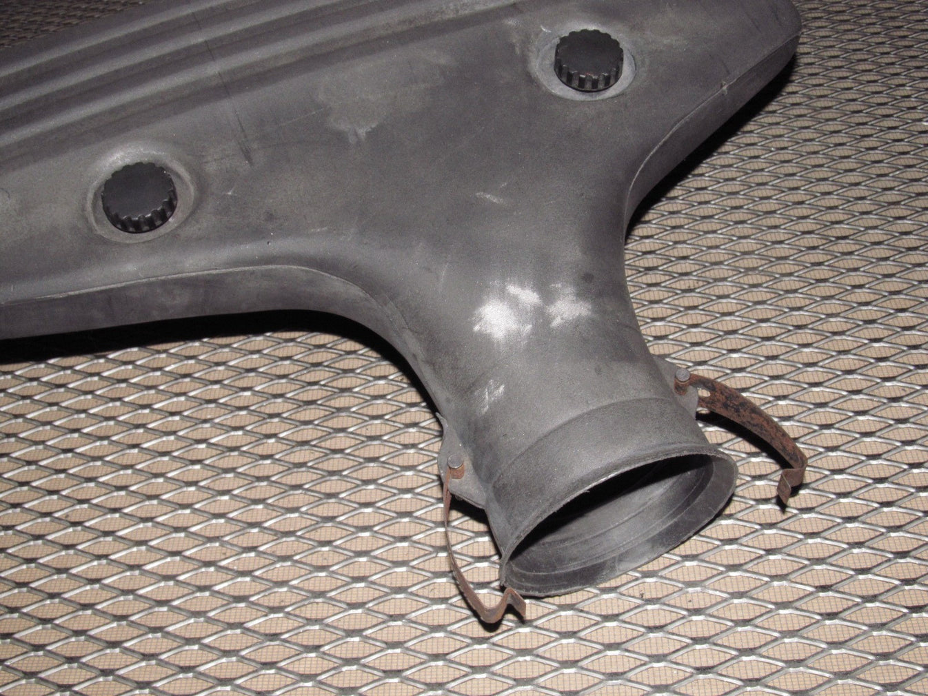 85-89 Chevrolet Corvette OEM TPi Intake Air Box Duct – Autopartone