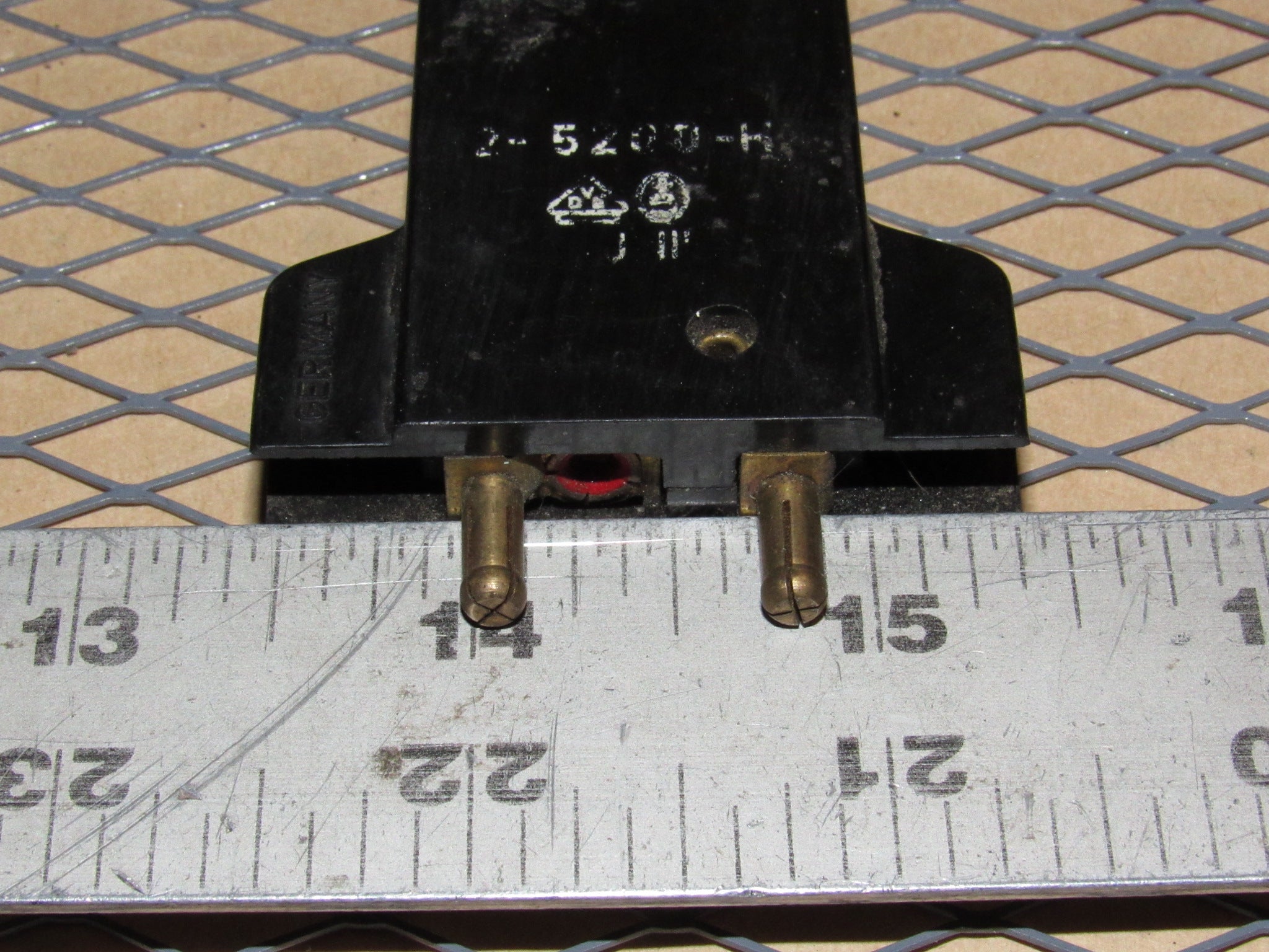 77-95 Mercedes Benz T1 Van Fuse Circuit Breaker 8a E-T-A 240VAC 2-5200 ...