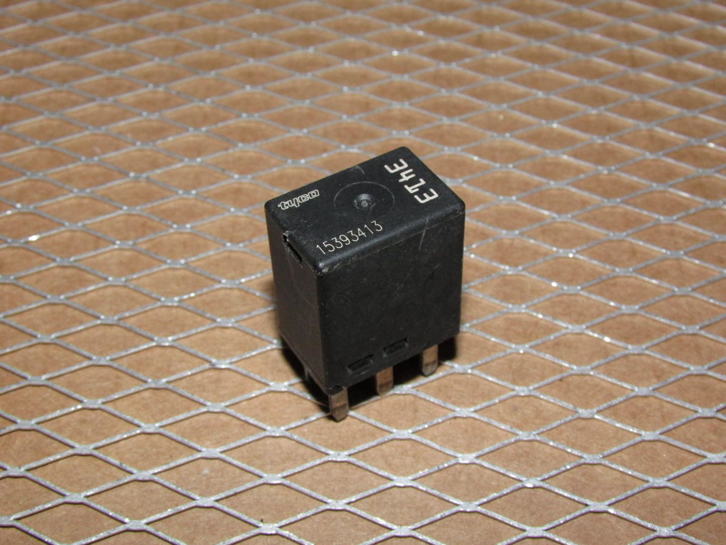 GM Relay 3413 / 15393413 – Autopartone