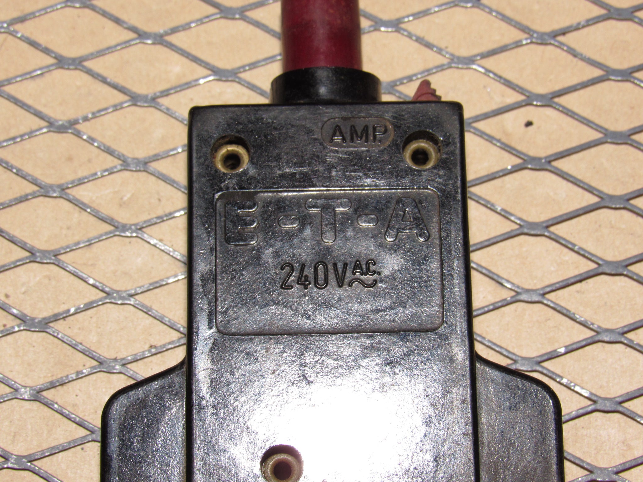 77-95 Mercedes Benz T1 Van Fuse Circuit Breaker 25a E-T-A 240VAC ...