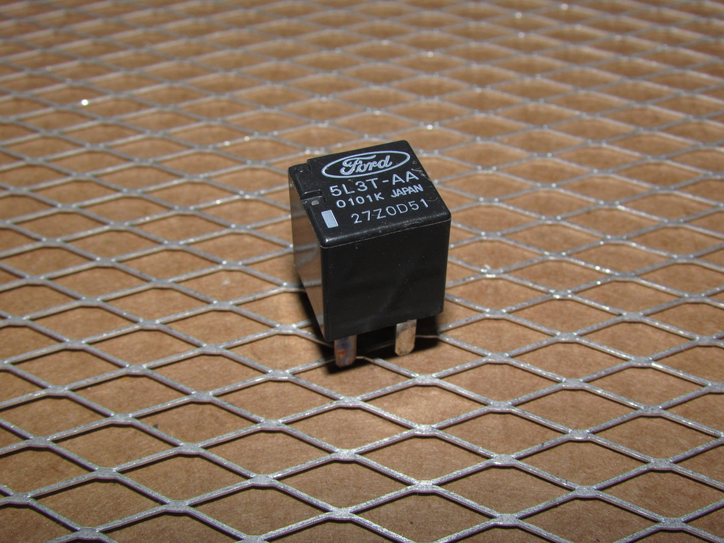 Ford Relay 5L3T-AA – Autopartone