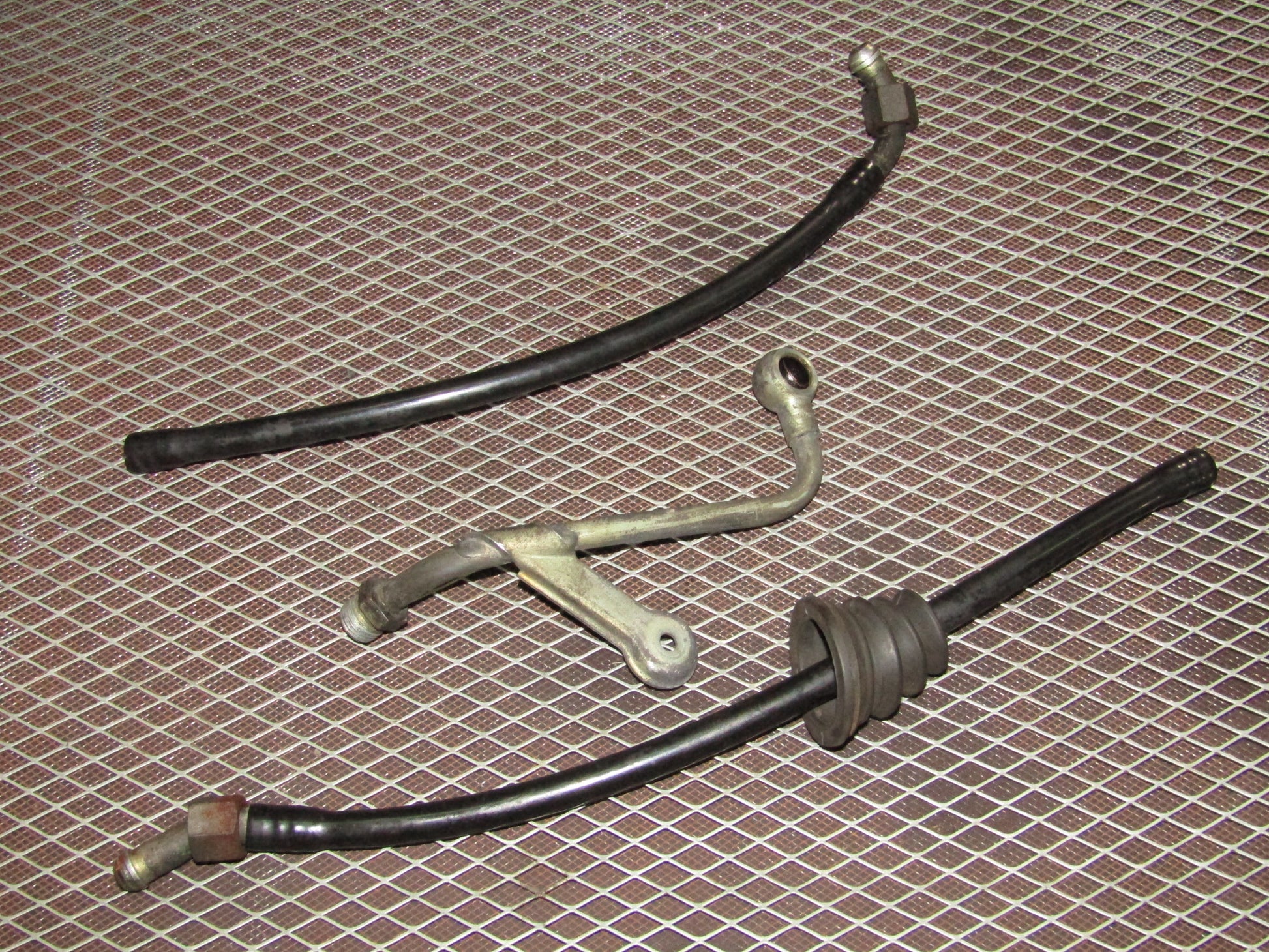86-93 Mercedes Benz 300E OEM Brake Booster Vacuum Line – Autopartone