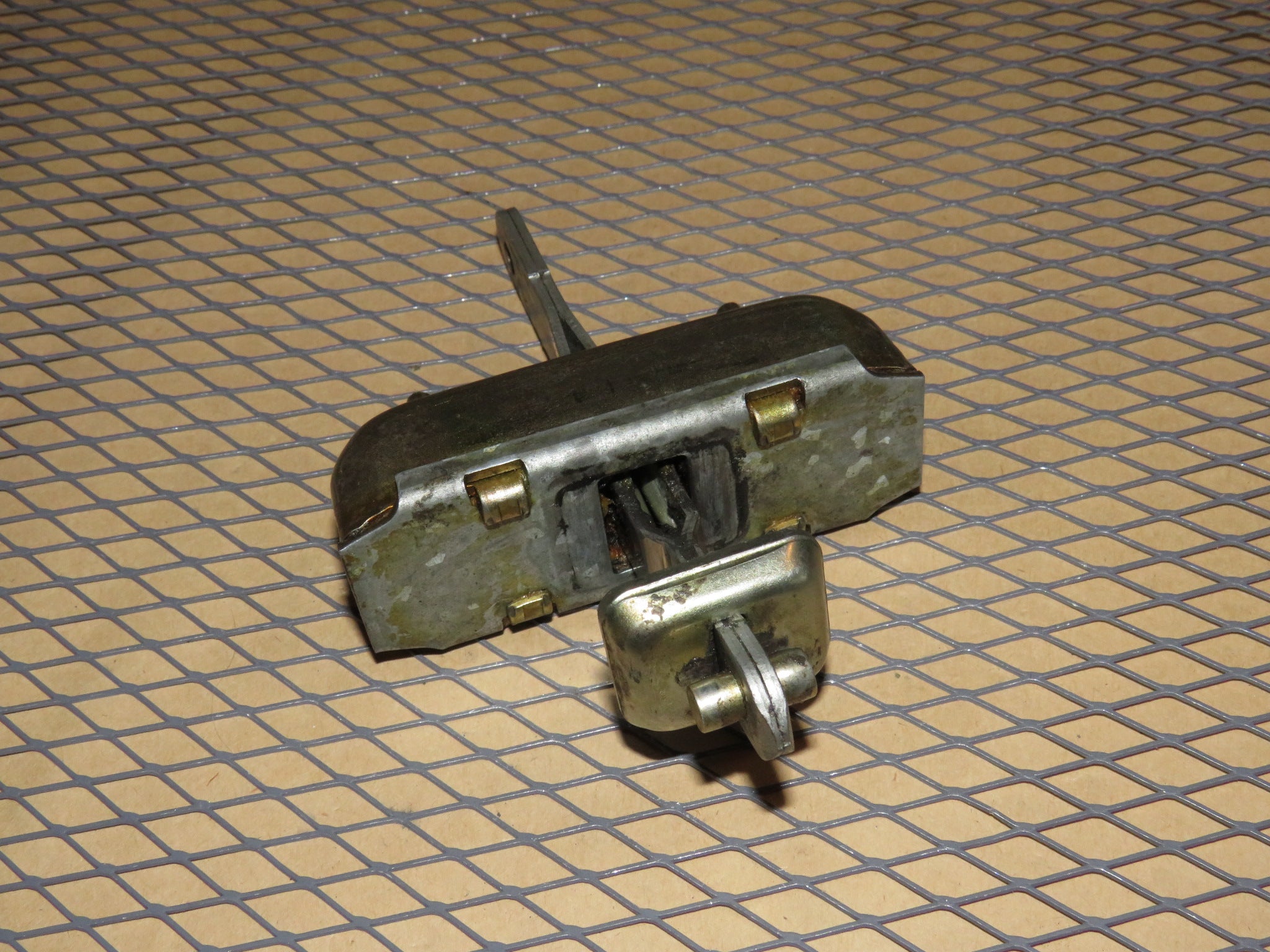 84 85 86 Nissan 300zx OEM Door Check Stopper – Autopartone.com