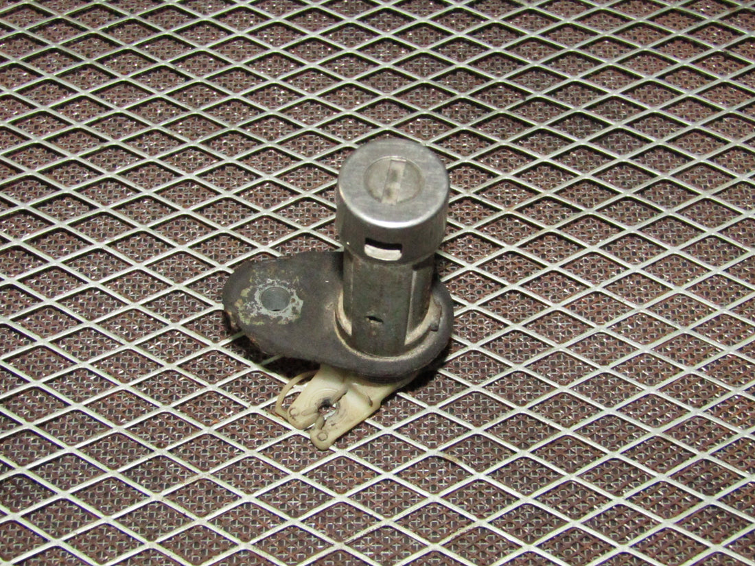 93 94 95 96 97 Honda Del Sol OEM Trunk Lock Cylinder Tumbler – Autopartone