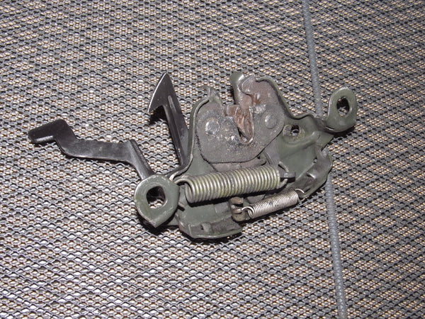 90-96 Nissan 300zx OEM Hood Latch – Autopartone