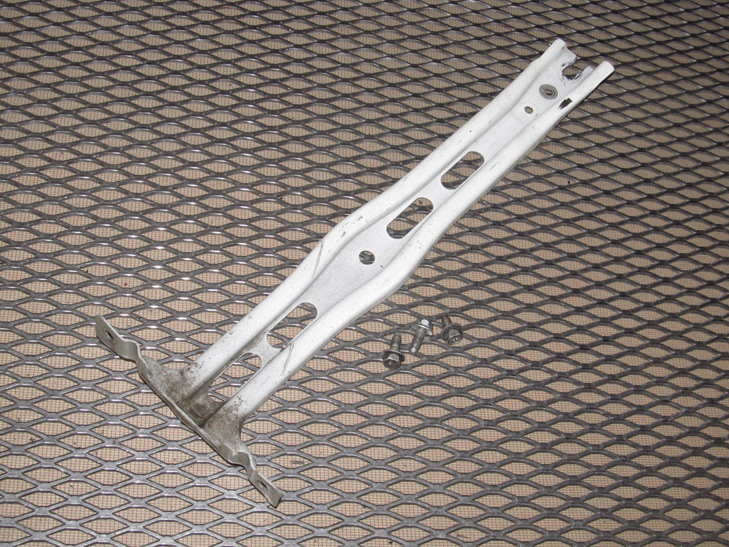 90-96 Nissan 300zx OEM Hood Latch Bracket – Autopartone