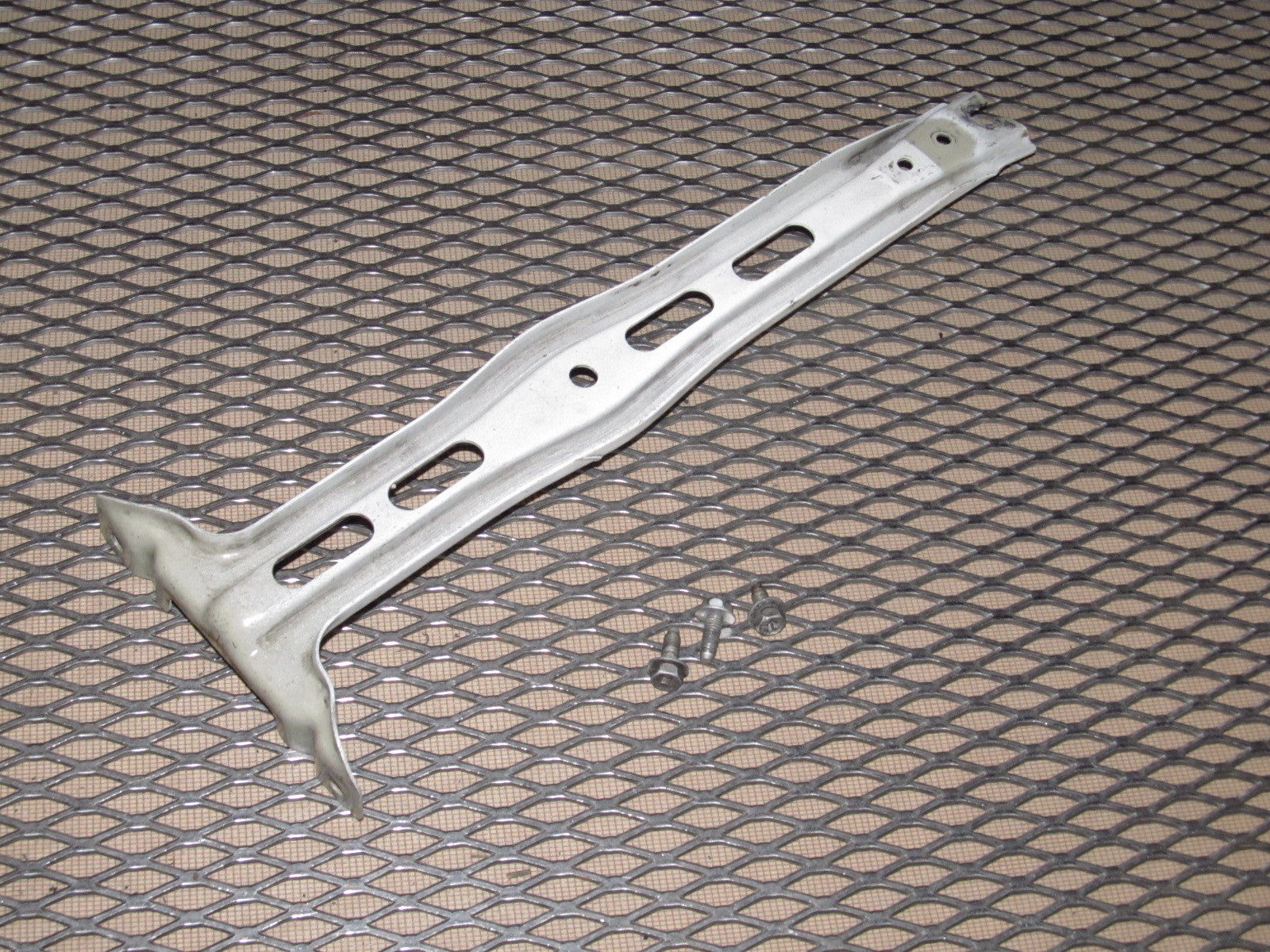 90-96 Nissan 300zx OEM Hood Latch Bracket – Autopartone
