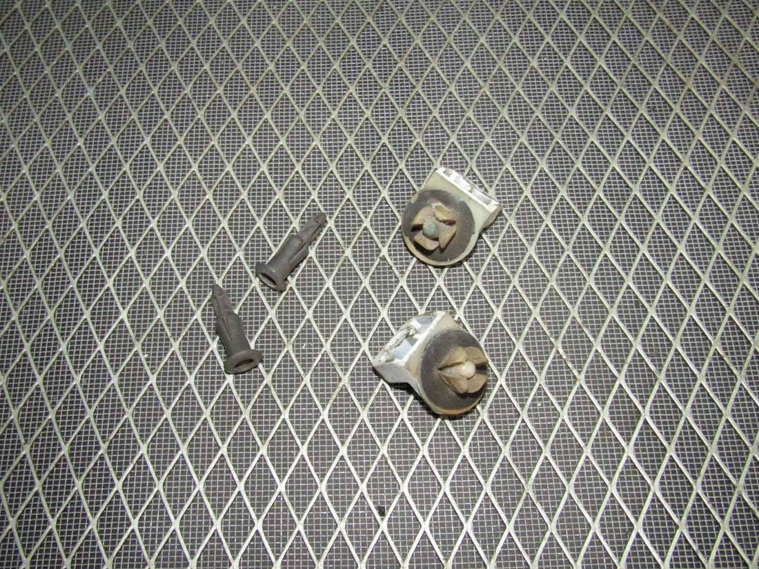 92 93 94 95 96 Toyota Camry Sedan OEM Door Panel Retainer Mounting Tab ...