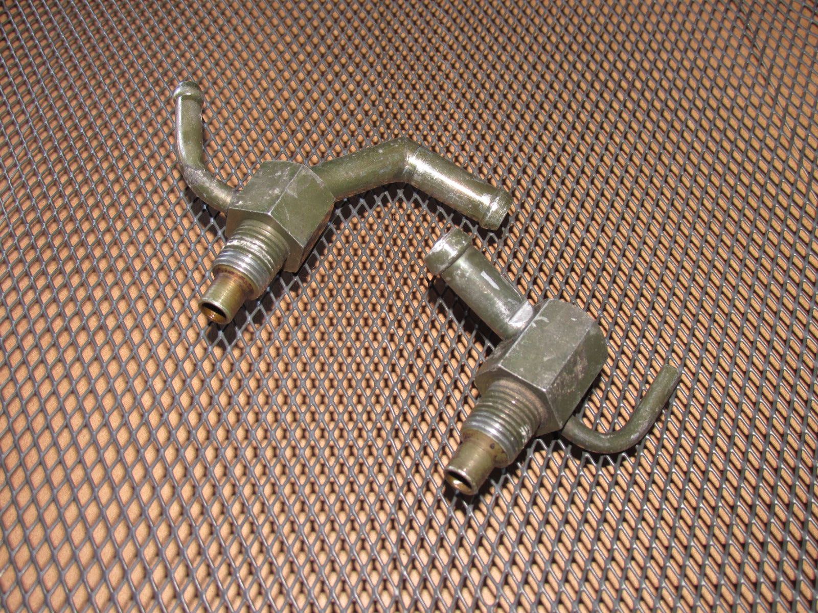 90-96 Nissan 300zx OEM Intake Manifold Vacuum Fitting - Twin Turbo ...