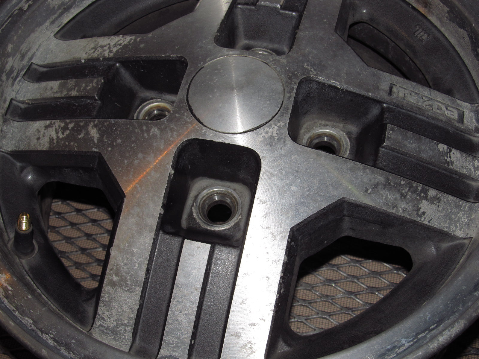 81-83 Mazda RX7 OEM Wheel - 13 Inch 5.5 – Autopartone