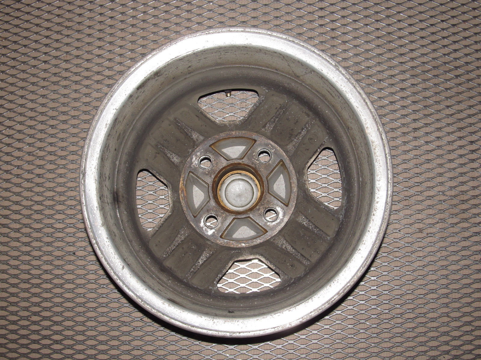 81-83 Mazda RX7 OEM Wheel - 13 Inch 5.5 – Autopartone