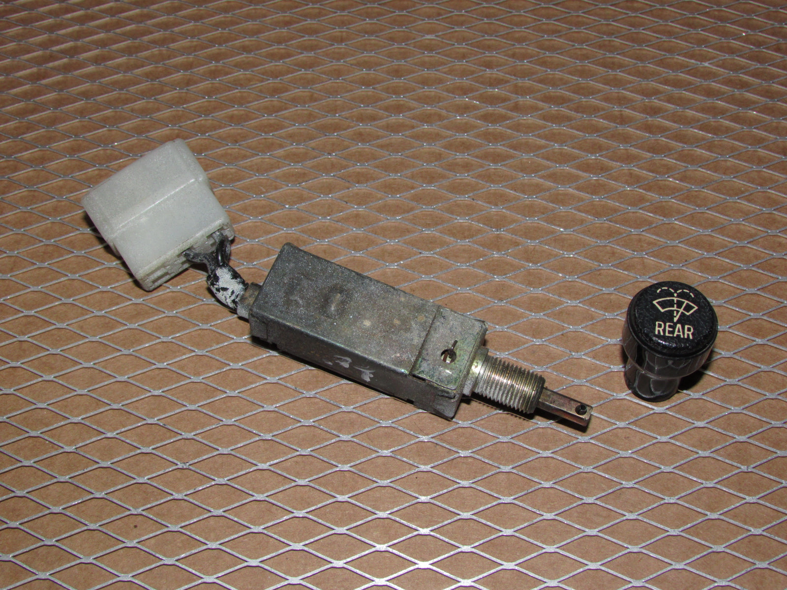 79 80 81 Datsun 280zx OEM Rear Wiper Switch – Autopartone.com