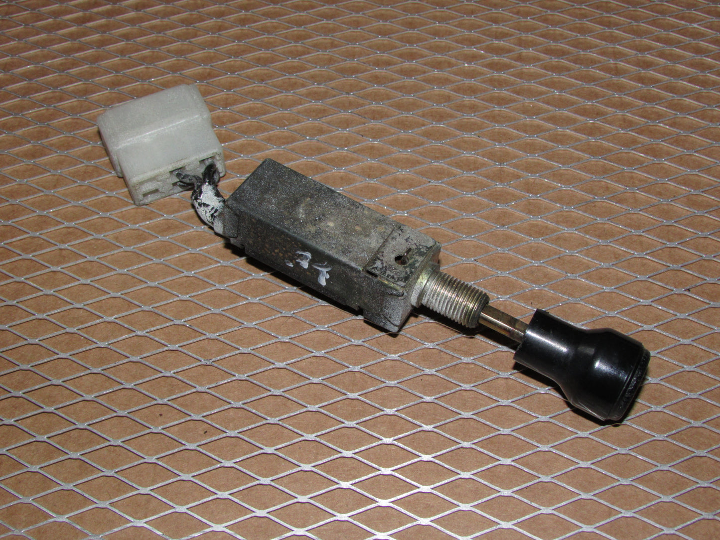 79 80 81 Datsun 280zx OEM Rear Wiper Switch – Autopartone.com