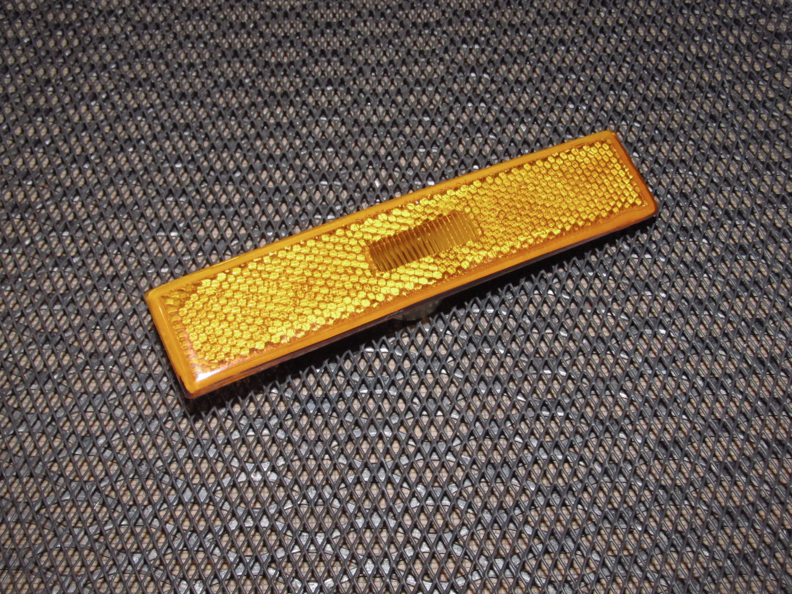 89 90 91 92 Toyota Supra OEM Front Side Marker Light - Right – Autopartone