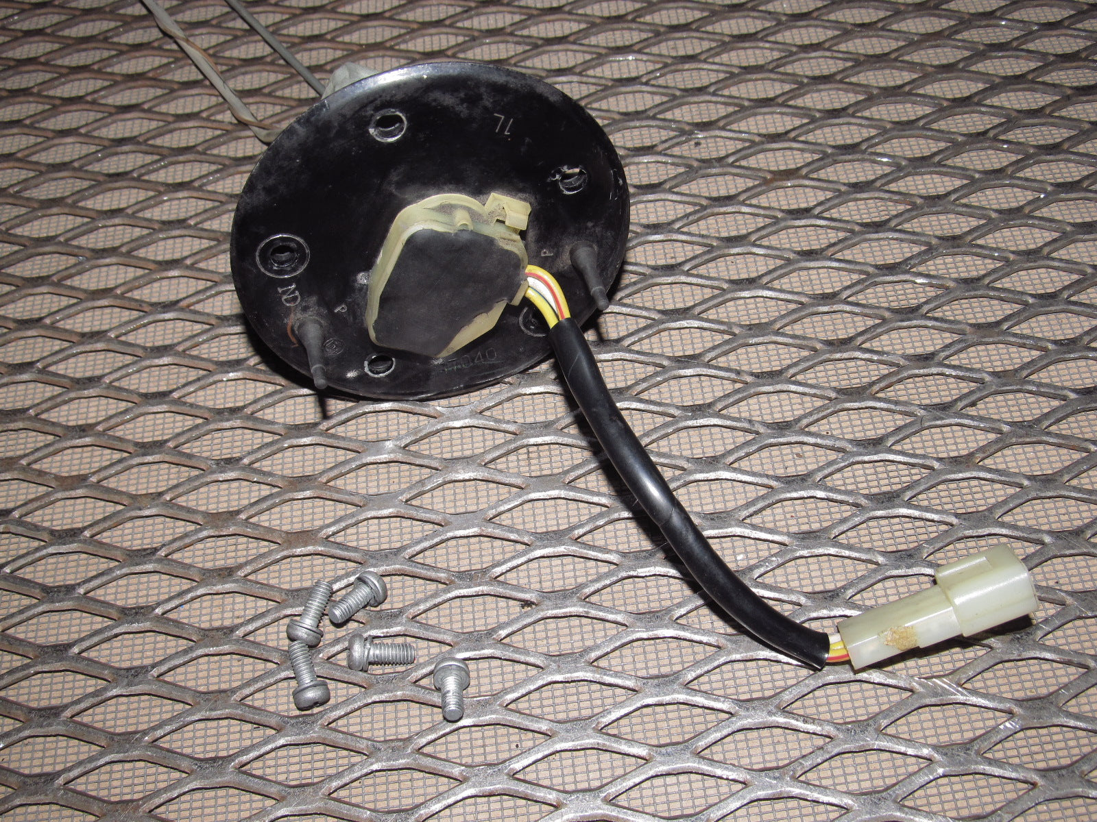 91 92 93 94 95 Toyota MR2 OEM Fuel Floater Unit – Autopartone
