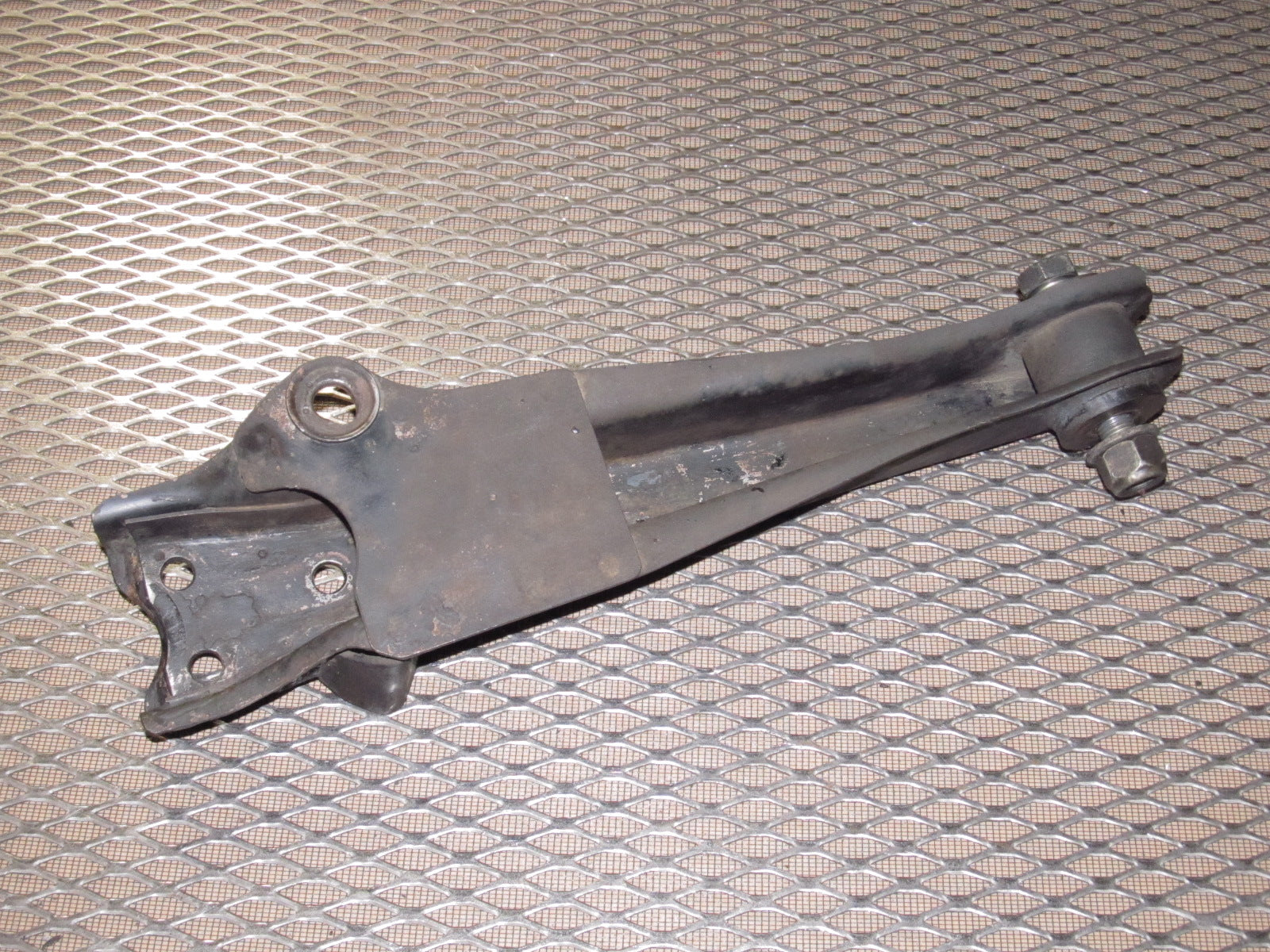 79 80 Datsun 280zx OEM Front Lower Control Arm - Left – Autopartone.com